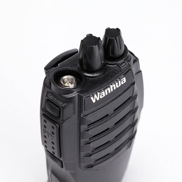 Quality 2W Output Power Walkie Talkie with Antenna Impedance of 50Ω and Rechargeable for sale