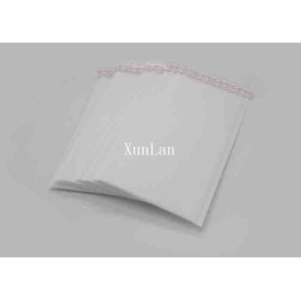 Quality White Poly Shipping Bubble Mailers Customer Size With Moisture Resistance for sale
