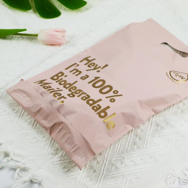 Quality 40mm-50mm Lips PE D2W Custom Biodegradable Poly Mailers With Hand for sale