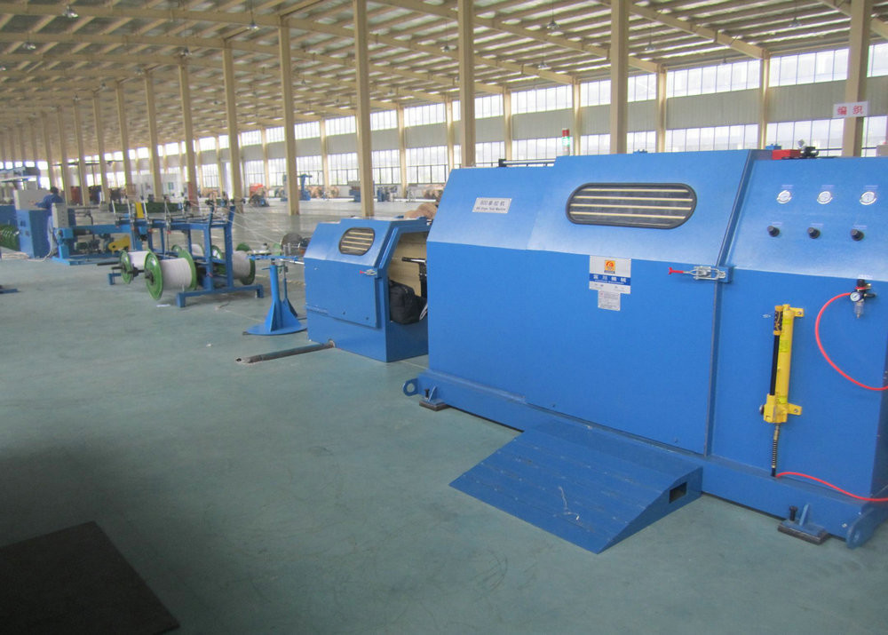 Quality 3Pcs Core Wire Cable Twisting Machine Braiding 700Rpm Stable Rotation Equipment for sale