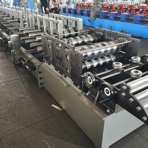 Quality High Speed CZ Purlin Roll Forming Machine Interchangeable Tile Making for sale
