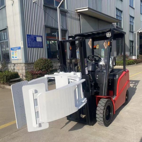 Quality 3 Ton Electric Warehouse Lift 4 Wheel Operated Power Stacker Forklift With Clamps for sale