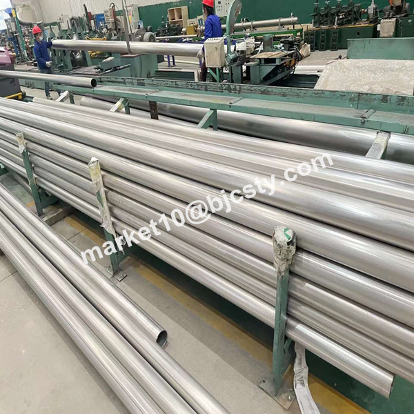 Quality Titanium Welded Pipe Heat Exchange Tube For PTA Oxidation Reaction Condenser for sale