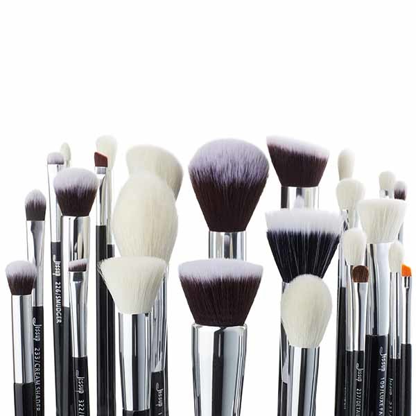 Quality Jessup Full Professional Makeup Kit With Brushes Size 14.2cm 17.5cm for sale