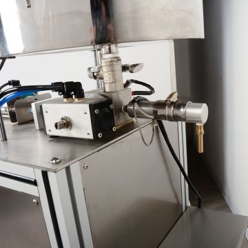 Quality Lipstick Production Line Vertical Pressurized Lipstick Filling Machine For for sale