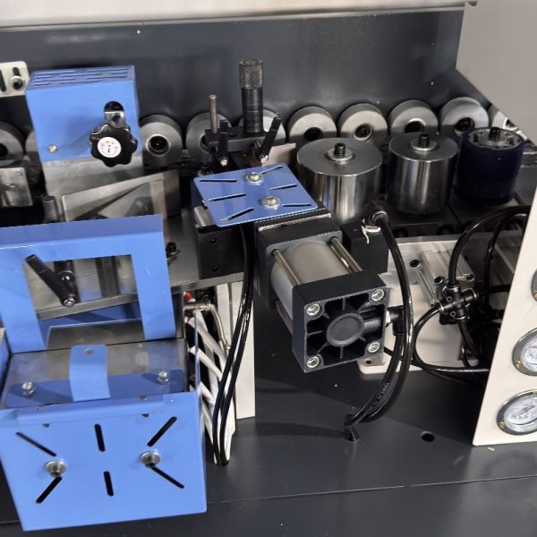 Quality High Speed Edge Banding Machine Automatic Glue Tank Product MDF And Particleboar for sale