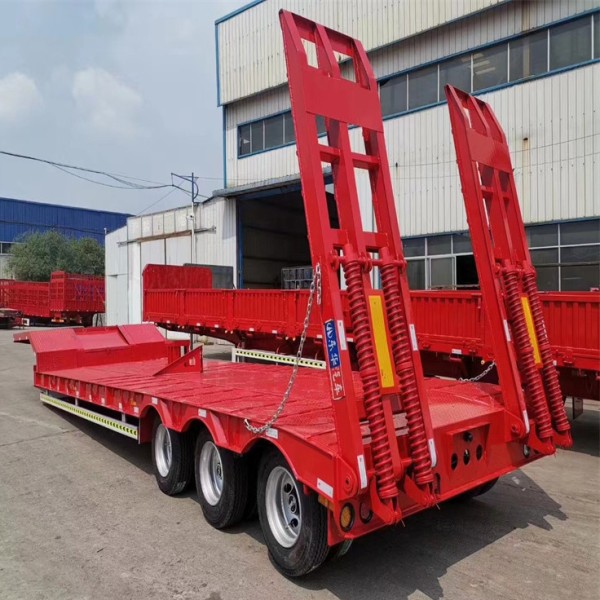 Quality Truck Trailer 3 4 Axle Tri Low Loader Bed Deck Flatbed Container Transport for sale