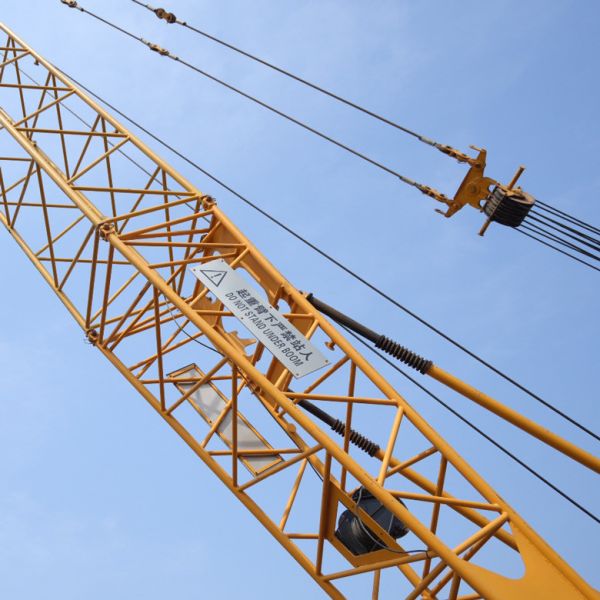 Quality XGC180 Mobile Crawler Crane XCMG Telescopic Boom Crawler Crane Used for sale
