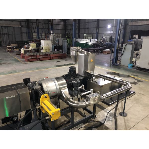 Quality High Capacity Single Screw Extrusion Machine for Pipe Profile Sheet Direct for sale