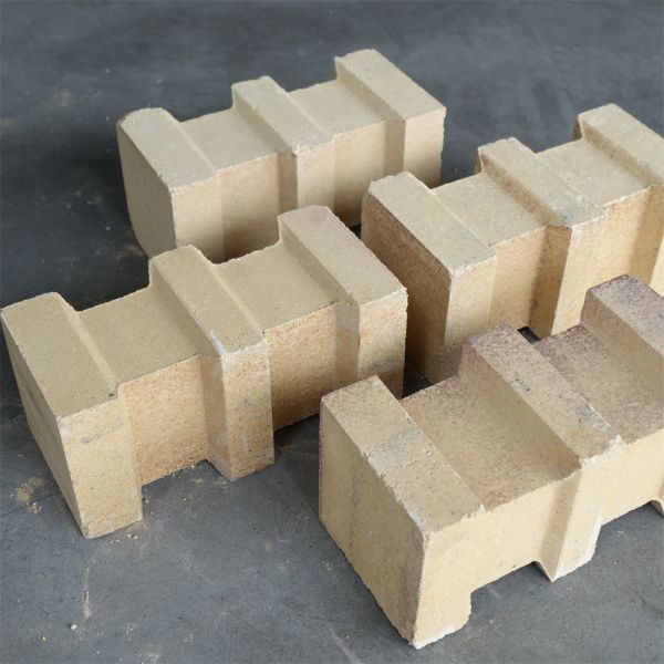 Quality 0.2Mpa Refractoriness under load CS-60 ≥1520C Morcorundum for Furnace Lining for sale