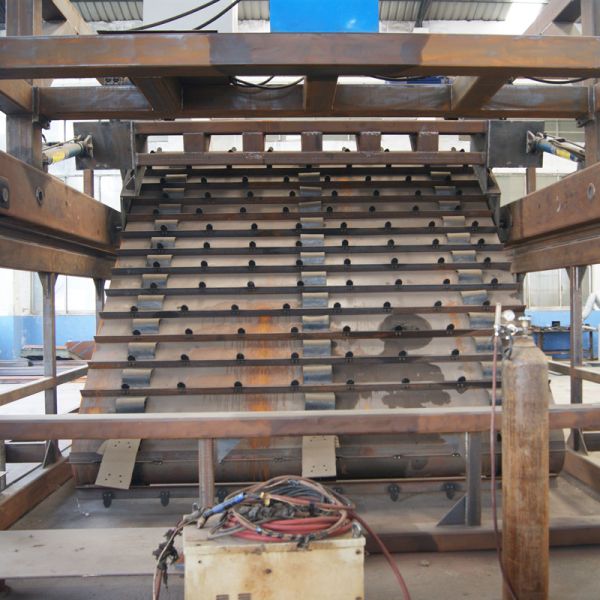 Quality Manure Ferment Compost Machine Chain Plate Turner Fermentation Composting for sale