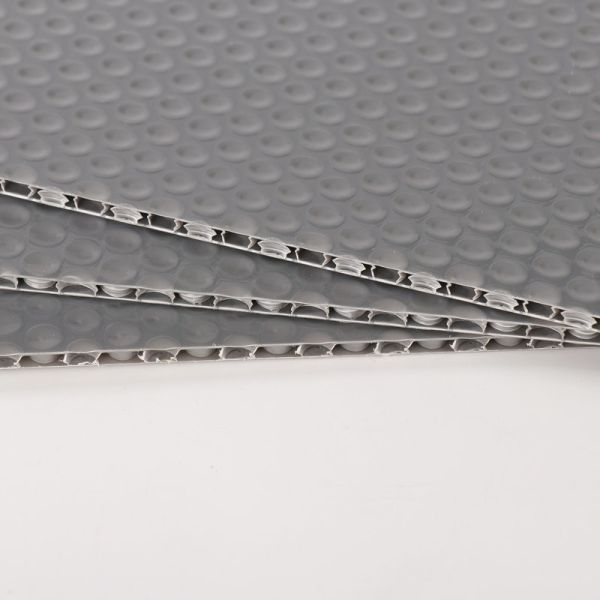Quality Hollow Plastic Honeycomb Sheet Moving Shipping PP Corrugated Board Sandwich Panel for sale