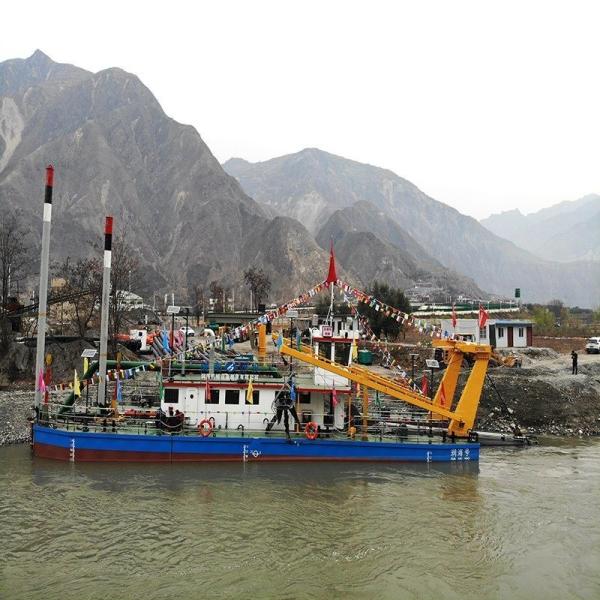 Quality Diesel Engine Sand Cutter Suction Dredger for River Mud Dredging Depth 0.5 Meter for sale