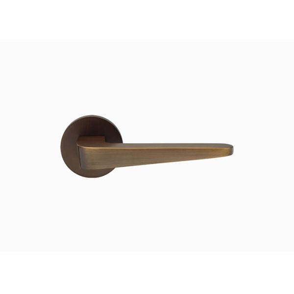 Quality Kitchen Antique Brass Door Handles 132mm 63mm OEM Support for sale