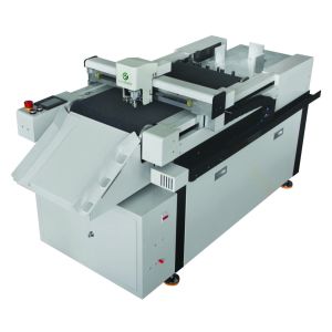 Quality Platen Conveying Flatbed Digital Cutter Machine Auto Cut for sale