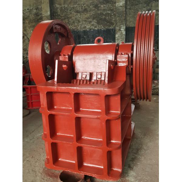 Quality Stone Medium And Fine Crushing Jaw Crusher Machine With 21 T/H Product Capacity for sale