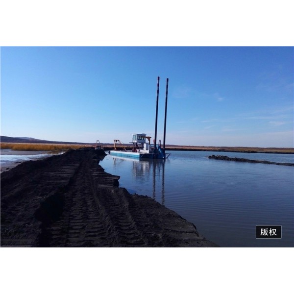 Quality Discharge Distance 2000m Hydraulic Sand Dredger Vessel Mining for sale