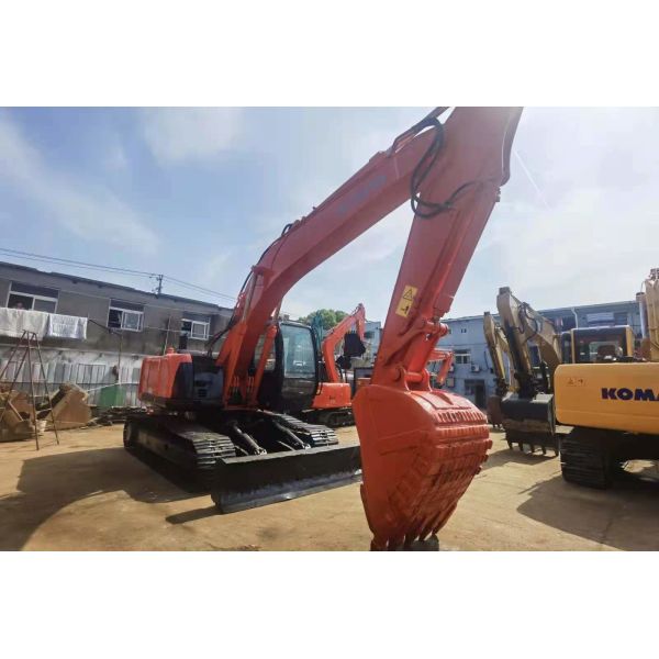 Quality Hydraulic Crawler Second Hand Hitachi Excavator 22Ton ZX225USR for sale