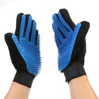 Quality Flexible Five Finger Pet Comb Glove Gentle Dog Brush Glove For Long Short Hair for sale