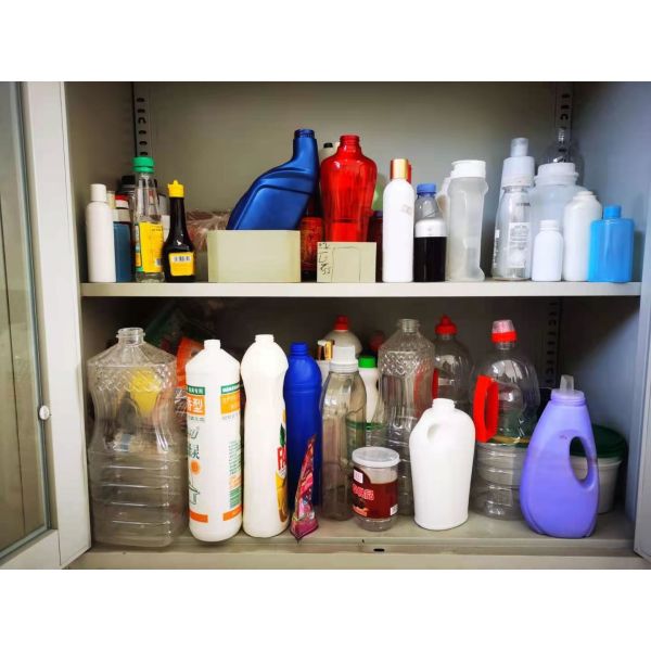 Quality Silver Grey 5KW Filling Capping Machine 5000ml Vacuum Bottle Filler for sale