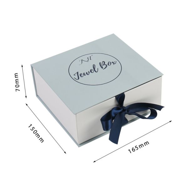 Quality Custom Jewelry Packaging Box Bracelet Gift Box With Matt Lamination And Ribbon for sale