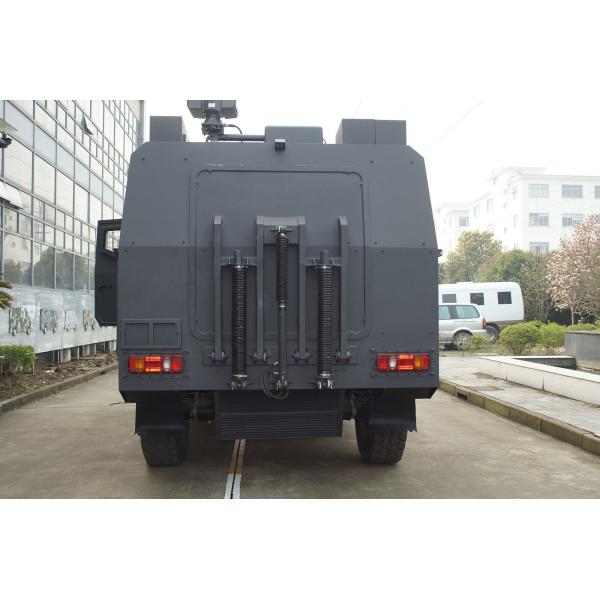 Quality 2T Payload APC Bulletproof Anti Riot 4x4 Military Police Vehicle for sale