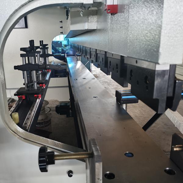 Quality DA52 Electric Sheet Metal Bending Machine 125T 4000mm for sale