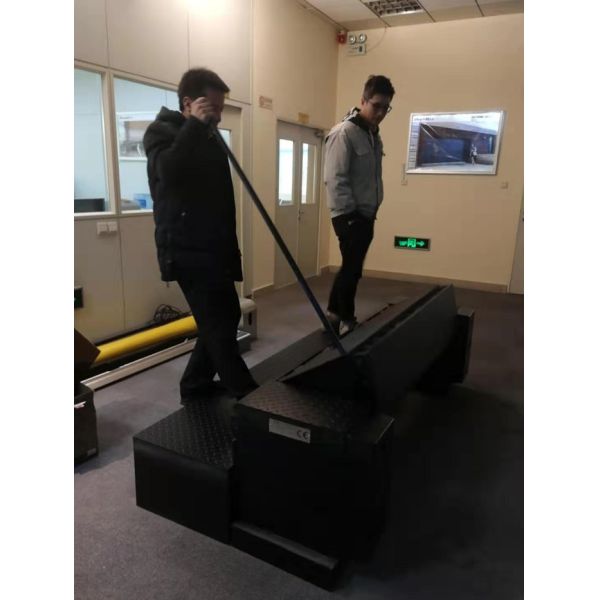 Quality Manual Mechanical Leveler Warehouse Dock Leveler 6000kg Loading Capacity for sale