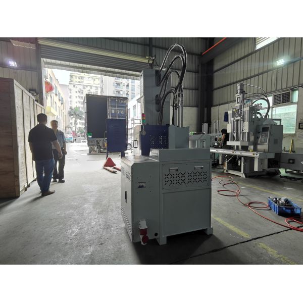 Quality 30T Plastic Vertical Injection Moulding Machine 6.7kW With 13 KN Ejector Force for sale