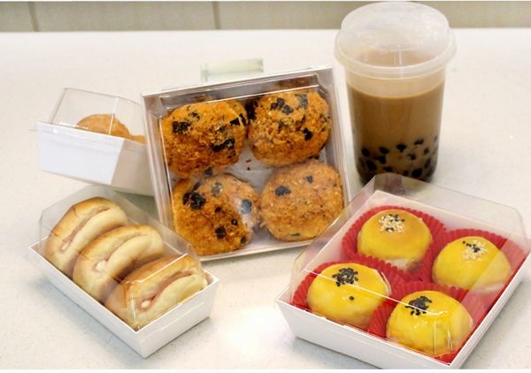 Quality Baking Foods Paper Takeaway Containers With Plastic Lids Customized Logo for sale