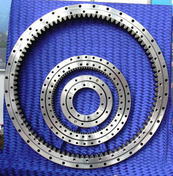 Quality 100% Excavator Slewing Bearing PC200-5 Slewing Ring for Part No.VLI200414N for sale