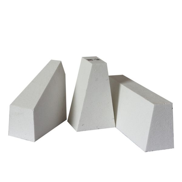 Quality 1700C Corundum Mullite Brick 85-95% Al2o3 Corundum Brick White for sale