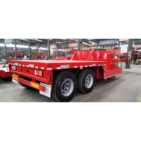 Quality 2 Axle Low Bed Trailer Semi Lowbed Trailer 40-50 Tons High Maneuverability for sale