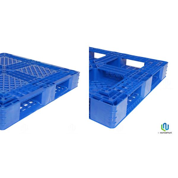 Quality Single Face Industrial Plastic Pallet 4 Way Entry 1100*1100*150mm for sale