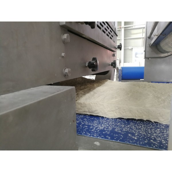 Quality CE Rules Industrial Dough Laminator Machine With Customizable Make - up Line for sale