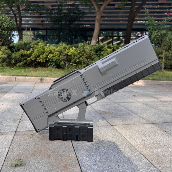 Quality Hand-held Portable Drone Defense Device 1-3KM FPV Drone Jammer With 5KM Detection Detector for sale