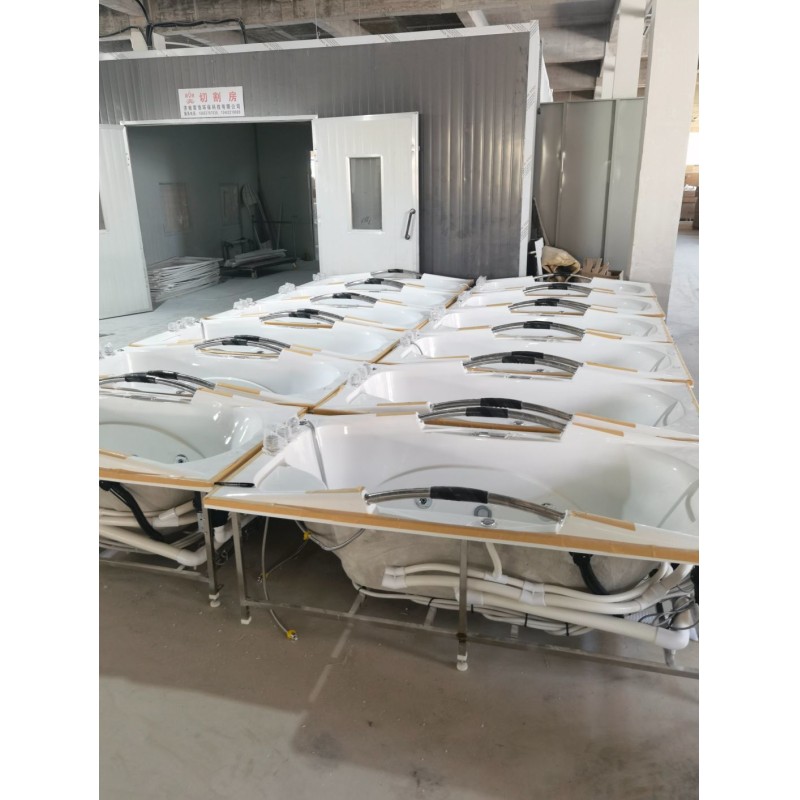 Rectangular Acrylic Whirlpool Massage Bathtub with Handles and Headrest From China Manufacturer