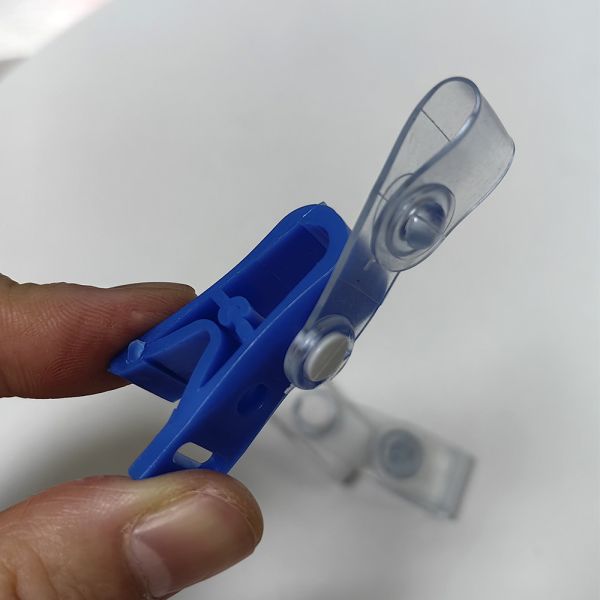 Quality Exclusive Blue White ID Badge Holder Clip Plastic Hanging Clip for sale