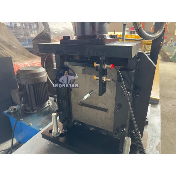 Quality “Full Automatic 1-3mm Thickness Interchangeable Angle Bead Roll Forming Machine for sale