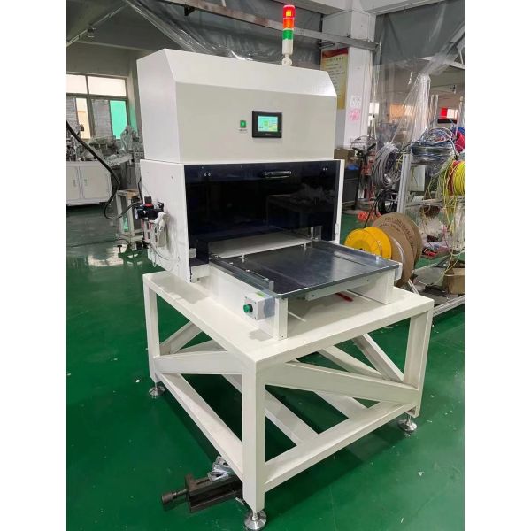 Quality High Speed PCB Die Punching Machine FPC Curve Cutting without Stress for sale