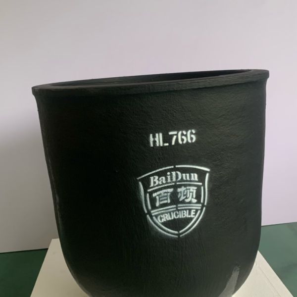 Quality Round Silicon Carbide Graphite Conventional Type Crucible For Melting Copper for sale