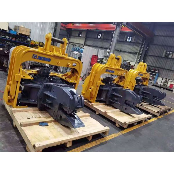 Quality Vibro Hammer - 6m Piling Depth & Flexible Operation for sale