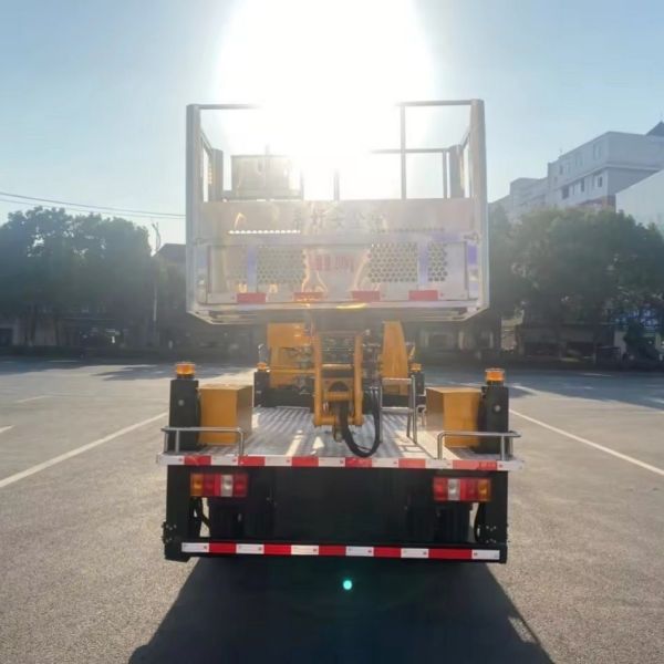Quality Folding Arm Aerial Work Truck Vehicle with 23m 32m Moving Hydraulic Truck Aerial Cage for sale