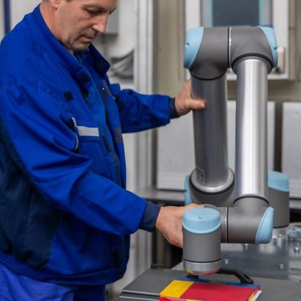 Quality 1300MM High Reach Collaborative Robot Arm For Material Handling Equipment for sale
