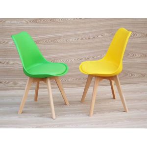 Quality Modern Ergonomic Eames Dining Chair With Beech Wooden Legs for sale