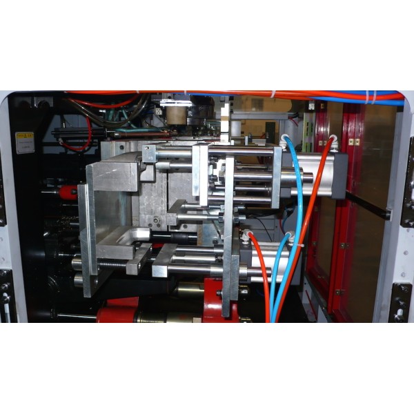 Quality View strip line automatic extrusion blow molding machine for 1gallon lubrication oil container for sale