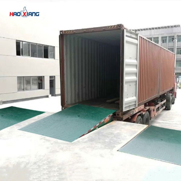 Quality Warehouse Container Yard Ramp Mobile Dock Leveler Hydraulic for sale