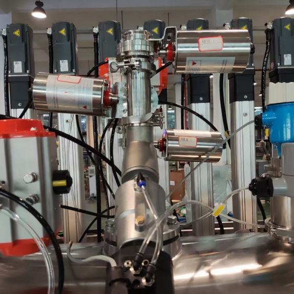 Quality Factory Made 1-5L Detergent Liquid Filling Machine With Capping and Lableling for sale