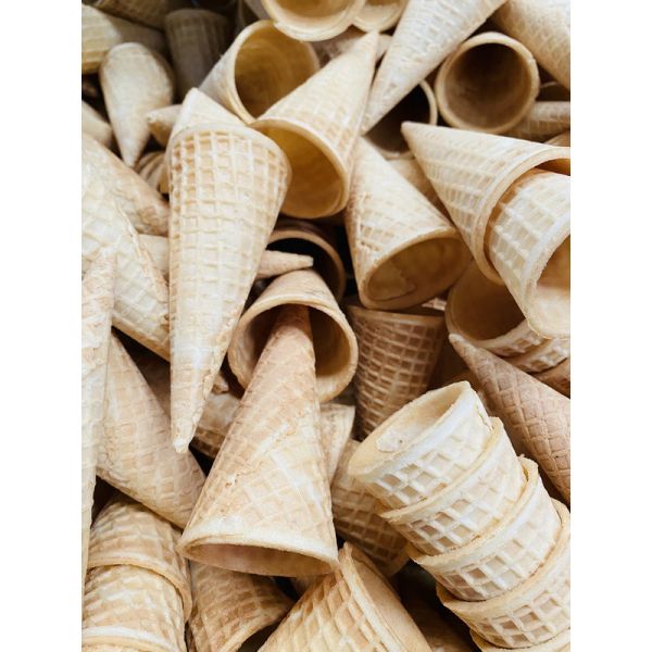 Quality 380 Volt Automatic Ice Cream Cone Making Machine With 7-8kg/H LPG Consumption for sale