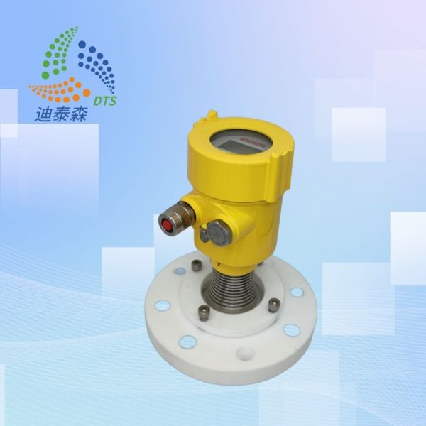 Quality High Precision 80GHz Radar Level Transmitter For Corressive Pressured Liquid for sale
